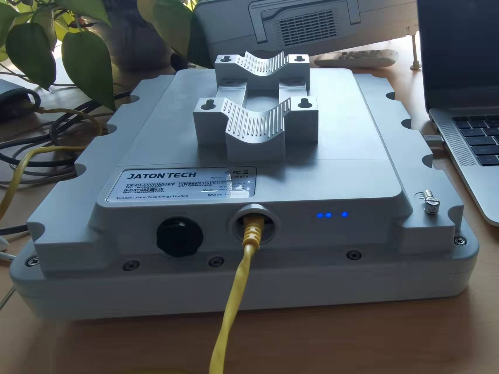 5G室外高增益CPE空口测试 - 5G终端 - 通信人家园 - Powered by C114